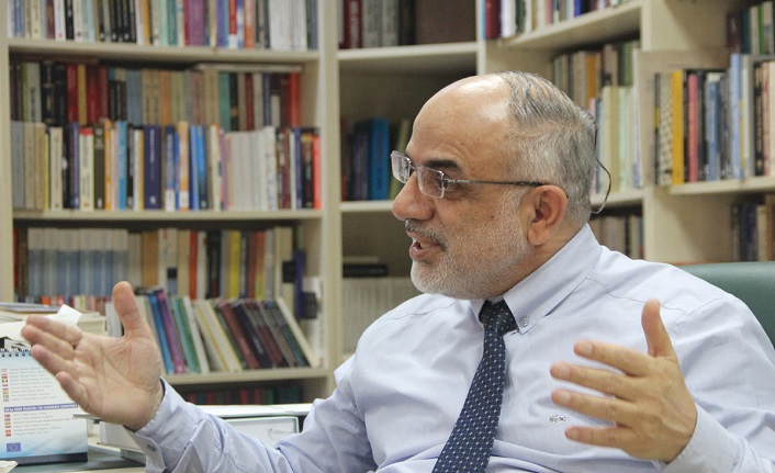 Mustafa Özel: Roman, insanın ikinci düşüşünün trajik kaydıdır - Dünya ...